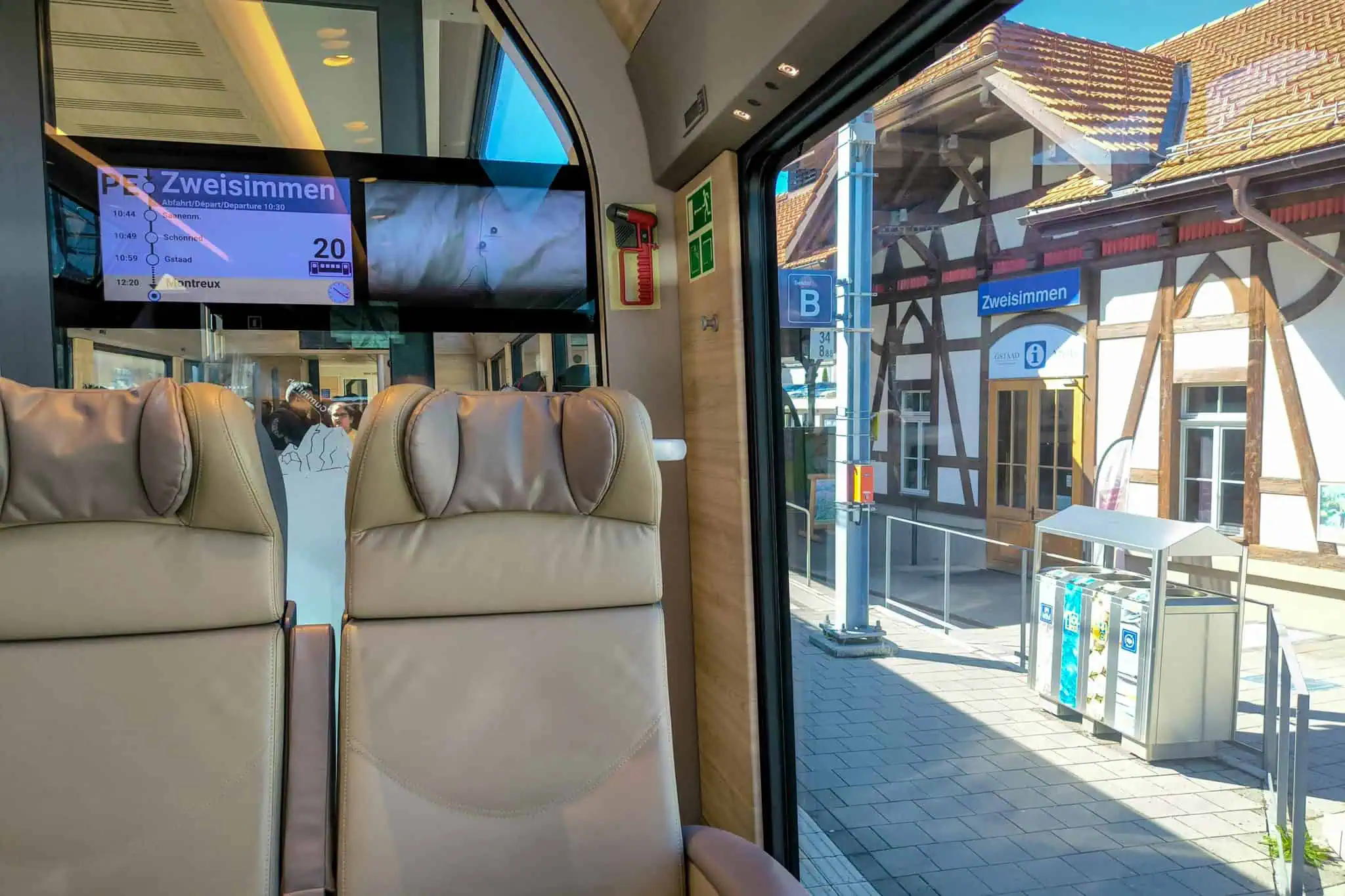 The GoldenPass line train guide - tickets, travel classes, route map