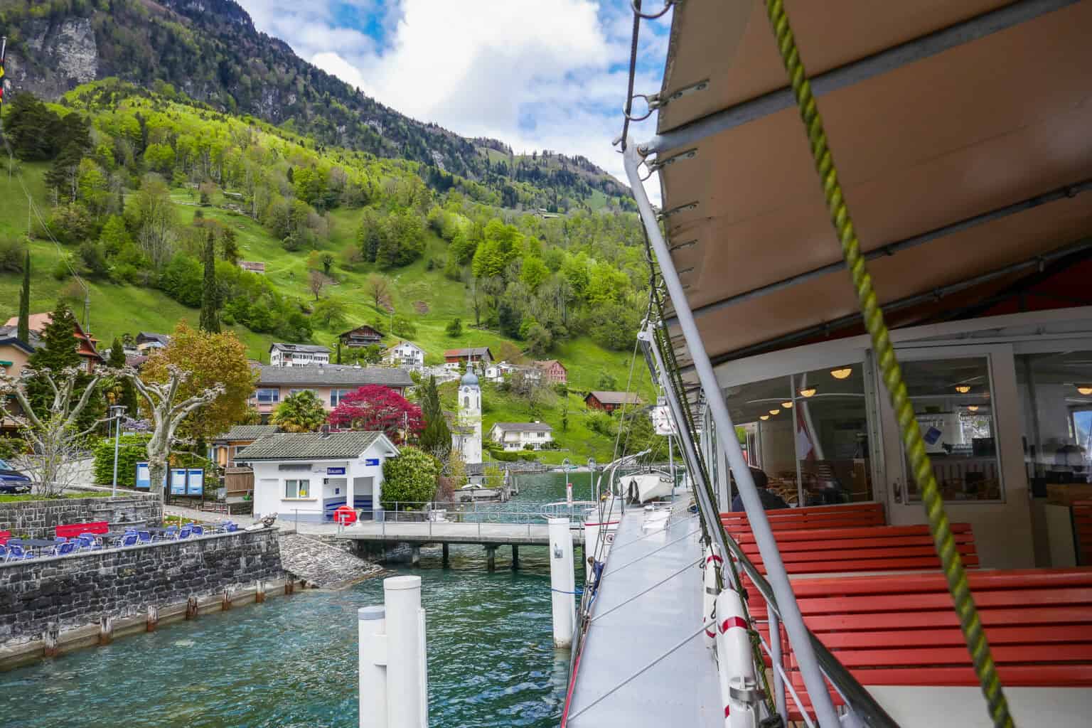 A Lake Lucerne boat trip: all about the routes, fleet, prices and discounts