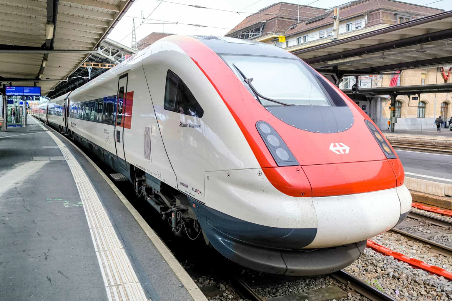 Swiss train types: from international to regional trains