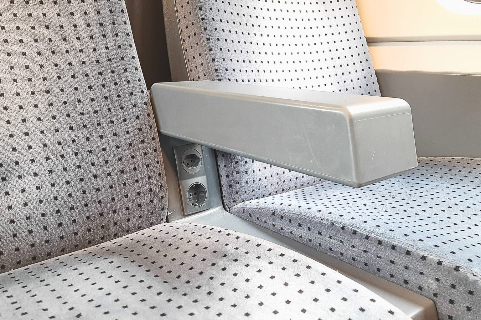 This is how to travel by train in Switzerland: practical guide