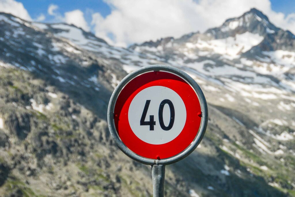 The traffic rules you must know to drive in Switzerland